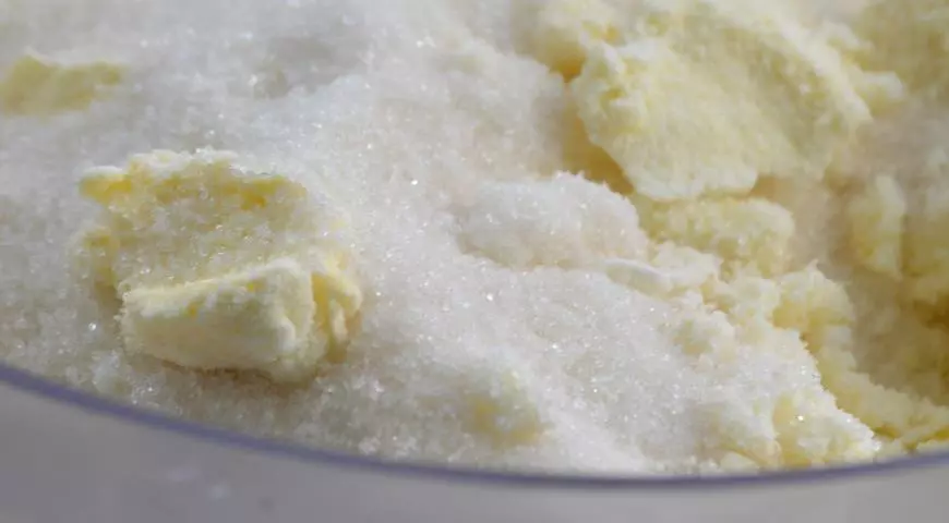 Whip Curd, Sugar, Aceite, Starch e Semolina