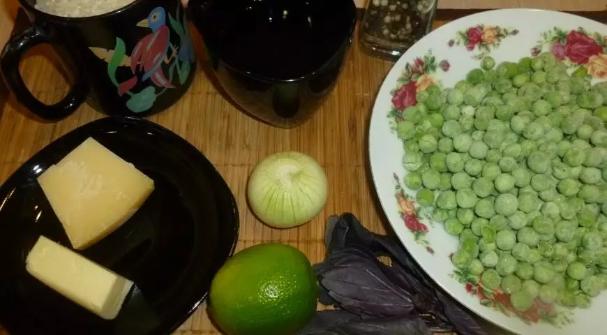 Preparare gli ingredienti per il risotto