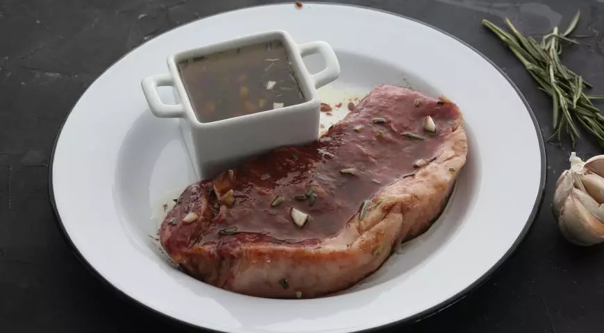 Thai marinade for kylling, biff og sjømat