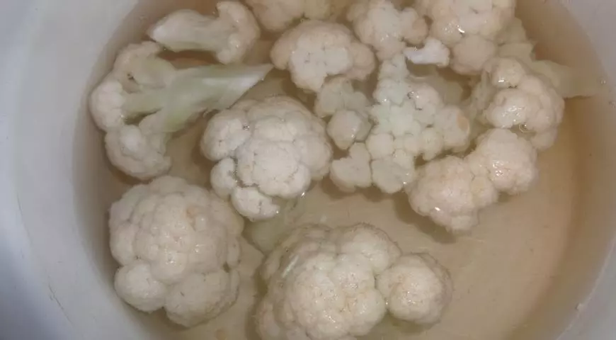 Bila i-cauliflower yokupheka isuphu yokupheka