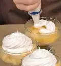 Stock Foto Kuhanje Recipe: Pear kompot z Meringue, Številka koraka 3