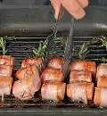 Stock Foto Cooking Recipe: Xúc xích chiên trong thịt xông khói, bước số 6