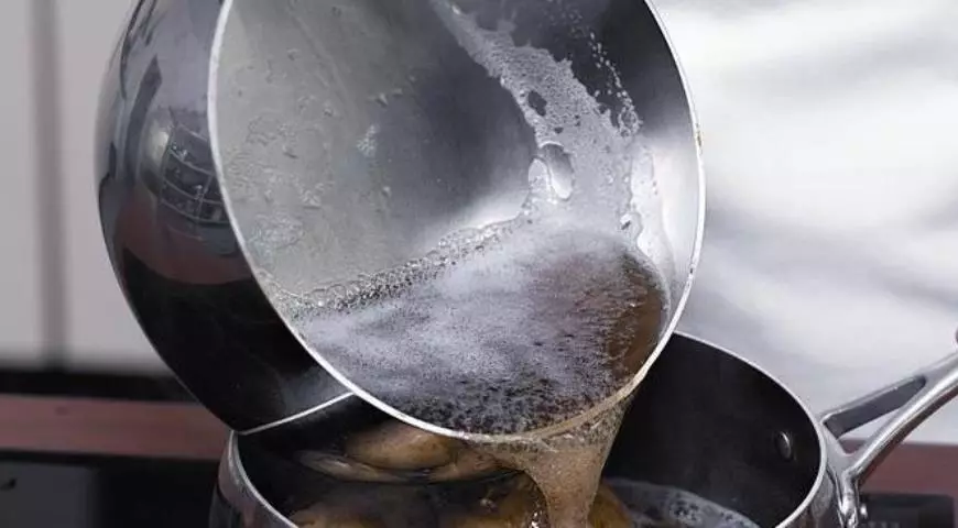 Saham Resep Memasak Foto: Kotak Kentang dengan Jamur, Langkah Nomor 2