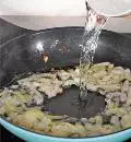 Stock Foto Kuhanje Recept: Mesni cmoki v mandljevo omako, korak številka 3