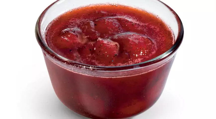 Strawberry Cardamom Sauce