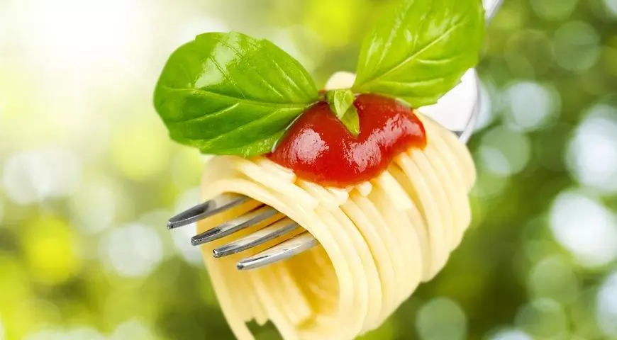 Italiensk pasta: Hvordan man vælger og kombinerer med saucer