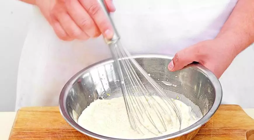 Foto van die voorbereiding van 'n resep: "Rusty" Croutons, stap nommer 2