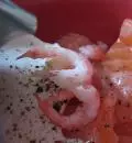Mousse ji Shrimps û Salmon û Salmon bi Jelly Grapefruit re xizmet bikin