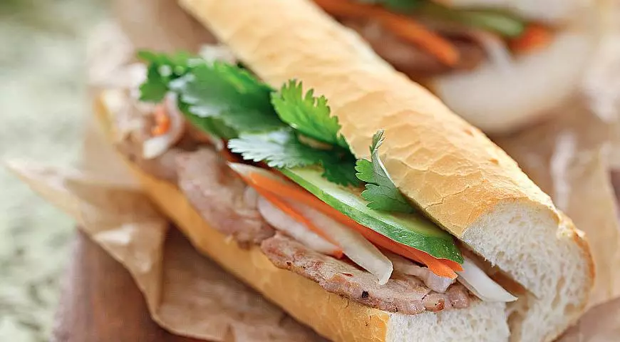 Ban Mi, Sandwich with Grilled Pork