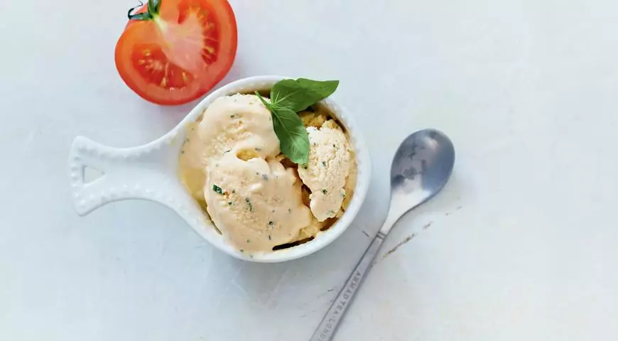 Tomato ice cream with basil