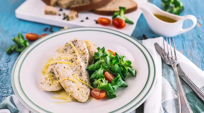 Turkey Medallions muRemon Sauce