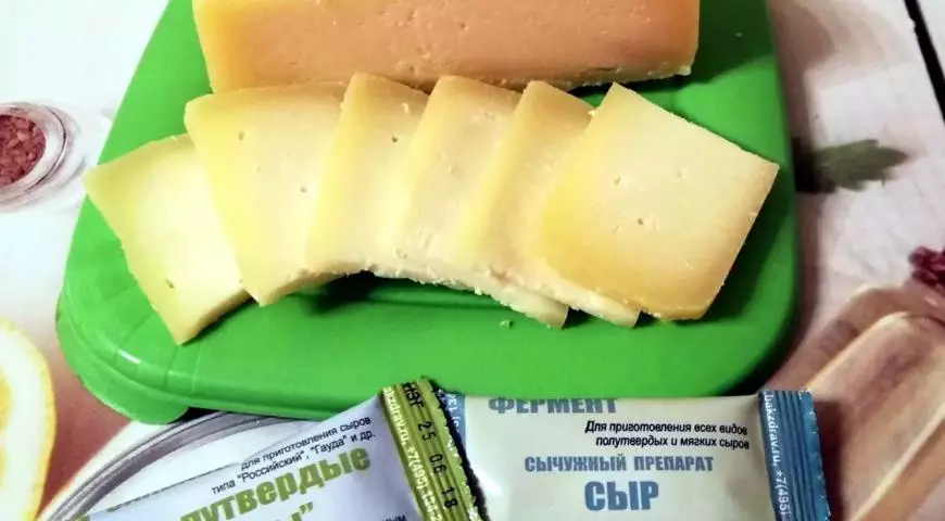 Cheese Tilziter 2.