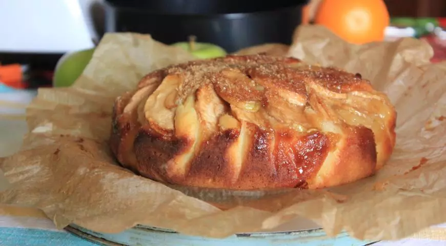 Torta de coalhada com maçãs