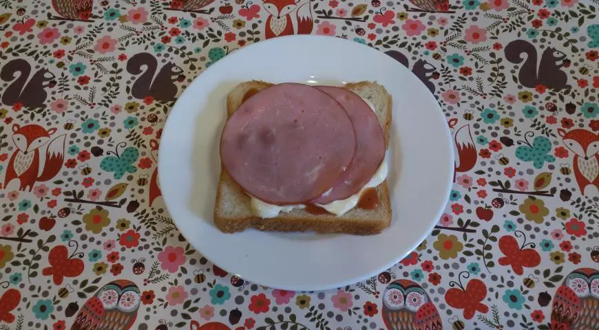 Lê op Toast Ham Ham