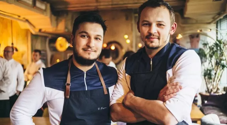 Ferðast til gastronomic stöng: hvernig í Moskvu fagnaði daginn í skarinu