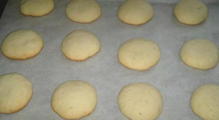 Stock foto gatim recetë: Cookies butë me maheeev, numri i hapit 6