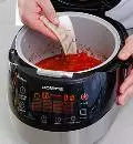عکس تهیه دستور غذا: سوداک، در سس گوجه فرنگی در یک آشپزخانه آهسته خاموش می شود، مرحله 3