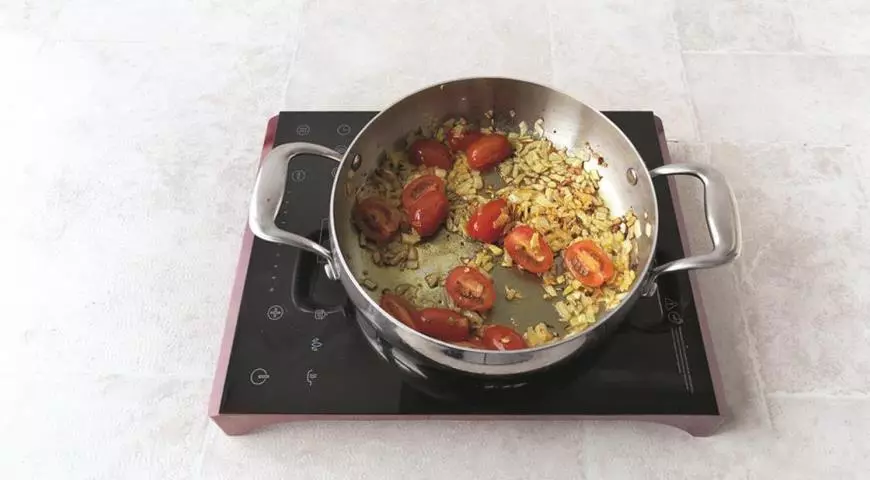 Stock Photo Kochen Rezept: Bohnen mit Blumenkohl, Schritt №4