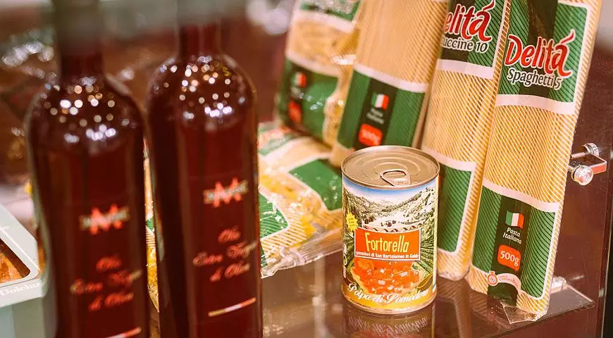 दुनिया के खाद्य मास्को 2014 प्रदर्शनी में इटली के दक्षिण से उत्पाद