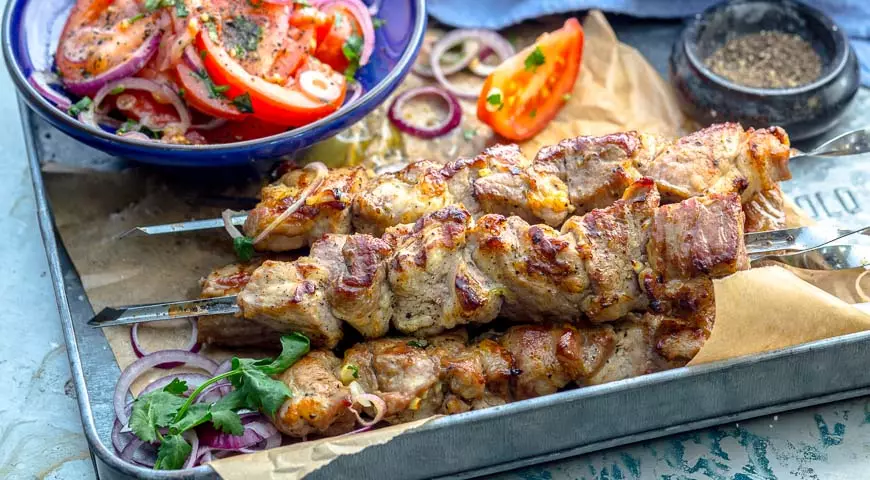 Kabob va bifteklarni qanday pishirish kerak