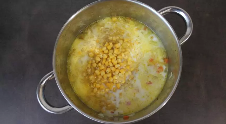 وصفة الطبخ الصورة: حساء الذرة المعلبة، الخطوة رقم 3