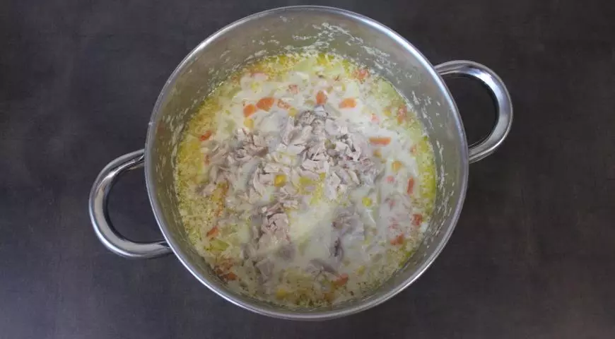 Şəkil bişirmə resepti: konservləşdirilmiş qarğıdalı şorbası, 4 nömrəli addım