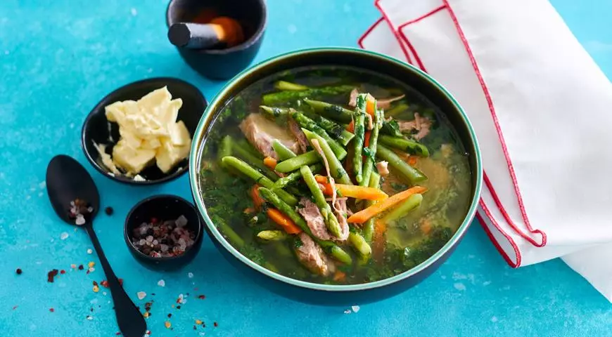 Sup Turki Super dengan sayur-sayuran