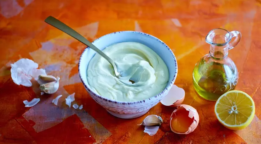 5 populære festlige salater med mayonnaise på en ny måde 72750_2
