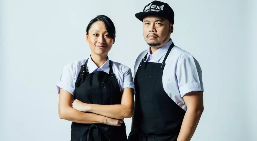 Chef 'Joe' Napol Jantraget y Jefe Comunyer Saki Hoshino