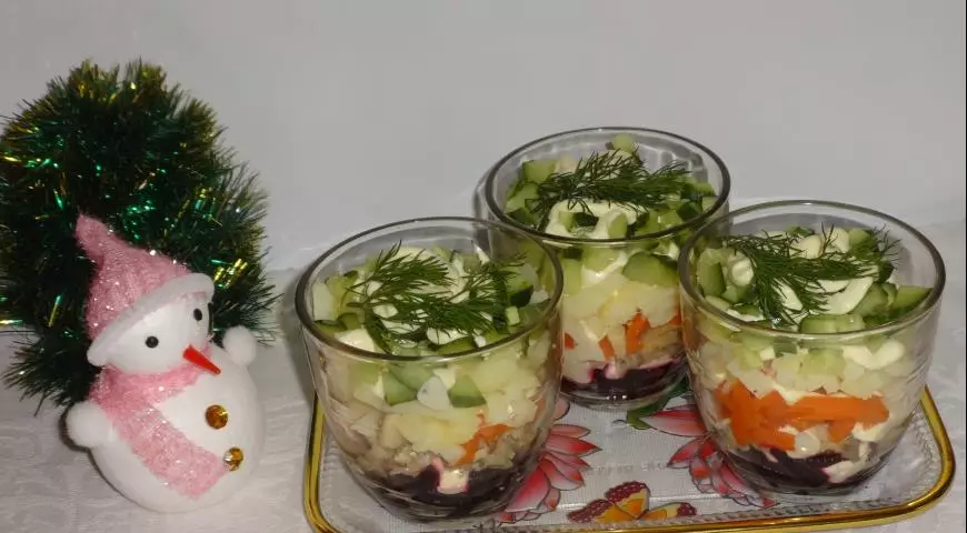Volana salata s povrćem i ribom konzervirana