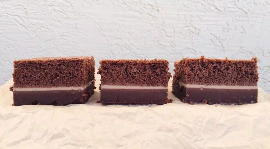 Chocolate mashiripiti keke