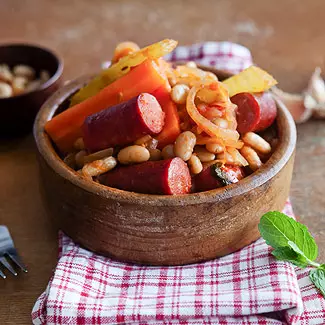 Algerian stew in a slow cooker