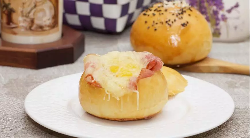 Korak za korakom Recept Buns z jajcem