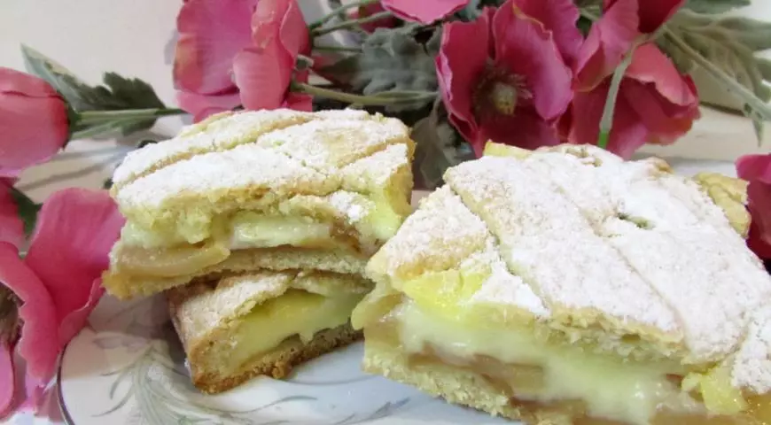 Pronto Torta di mele con crema