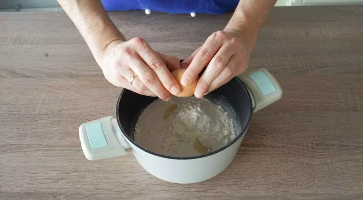 Bolo Napoleão com creme, comece a cozinhar creme