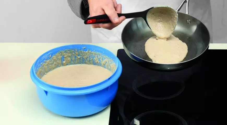 Saham Resep Memasak Foto: Kue Pancake dengan Telur dan Hati, Langkah Nomor 5