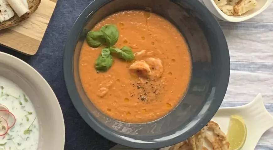 Soğuk çorba gaspacho