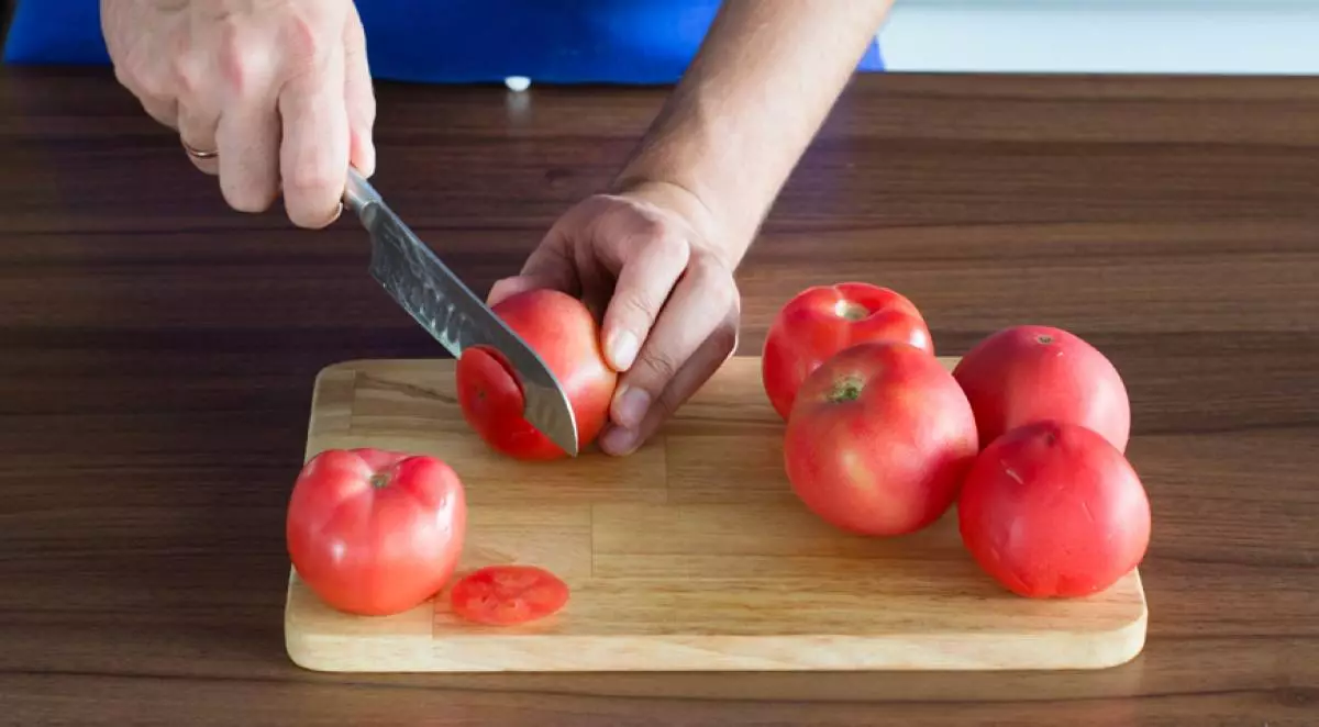 Tomàquets farcits per a un aperitiu, preparar tomàquets