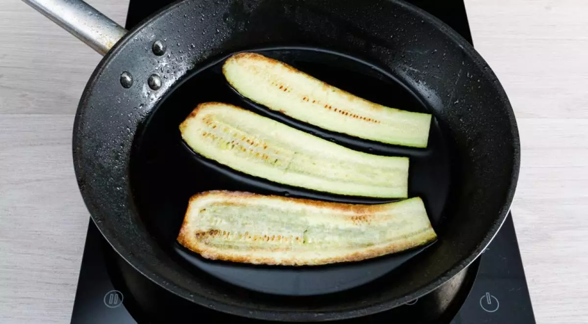 Musaka noZucchi, Fry Zucchini