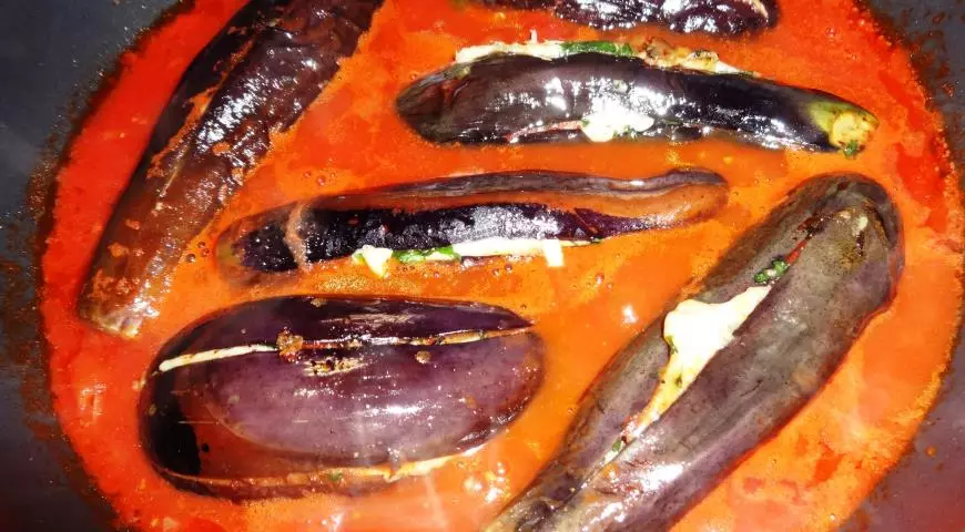 Recipe: Li-eggplants tse halikiloeng, Mohato oa 12