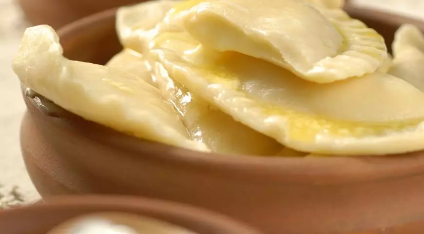 כופתאות תוצרת בית עם גבינת קוטג '