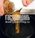 Stock Foto Cooking Recipe: Bột yến mạch với trái cây, bước №4