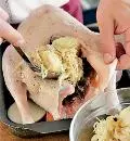 Фотографија припреме рецепта: гуска печена са киселом киселицом и јабукама, корак број 1
