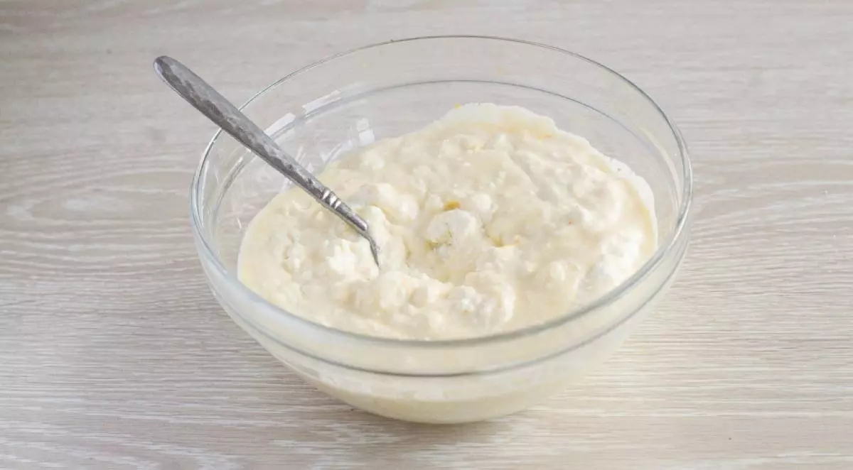 Royal Easter, Mix Cottage Cheese med egg