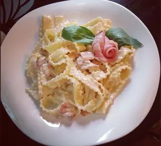 carbonara ກັບ cognac