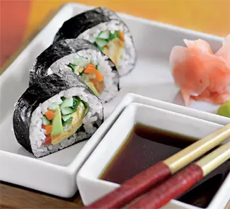 Roll with vegetables 2