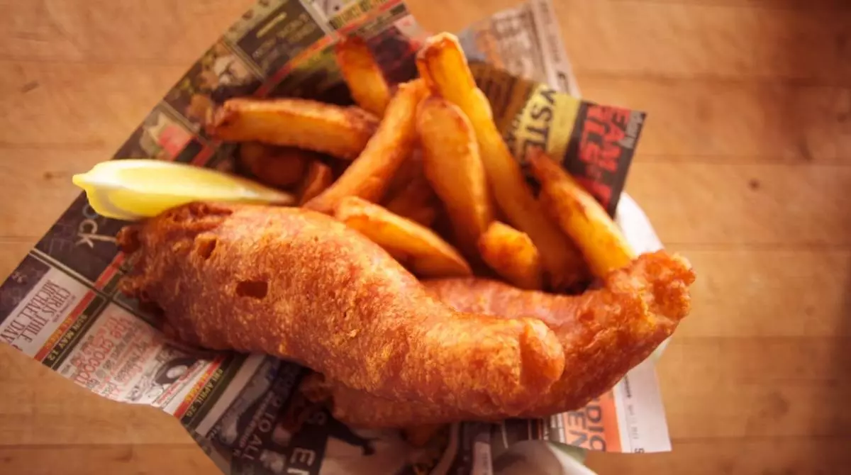 Hoe kinne jo fisk en chips bakke yn 'e styl fan Michelin Stars 9716_7