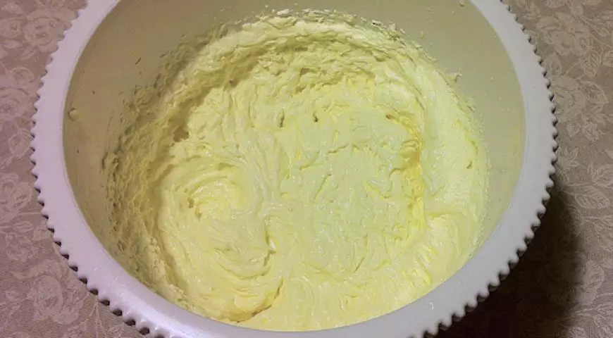 Κρέμα μαγειρικής για κέικ μελιού
