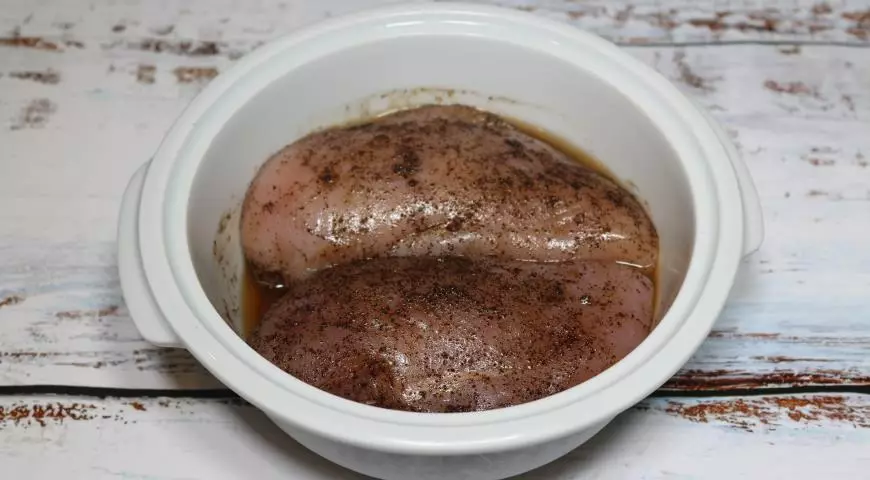 Fotografija pripreme recepta: Sušena piletina do piva, korak №4