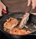 Stock Foto Cooking Recipe: Thịt lợn Chop với thịt xông khói, Bước số 3